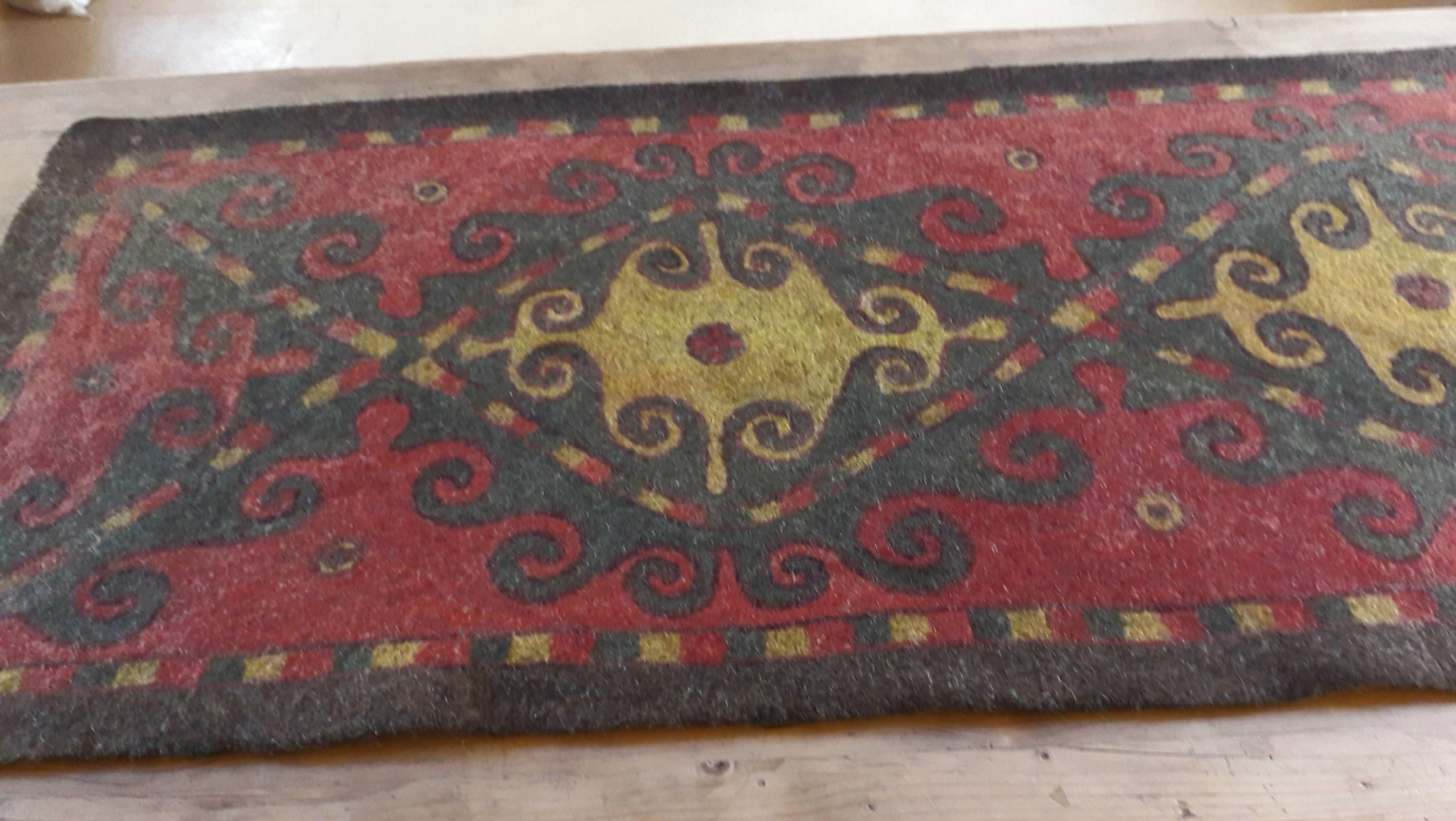 Felted rug – Felting and Fiber Studio