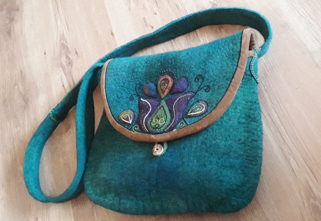 Felted bags – Felting and Fiber Studio