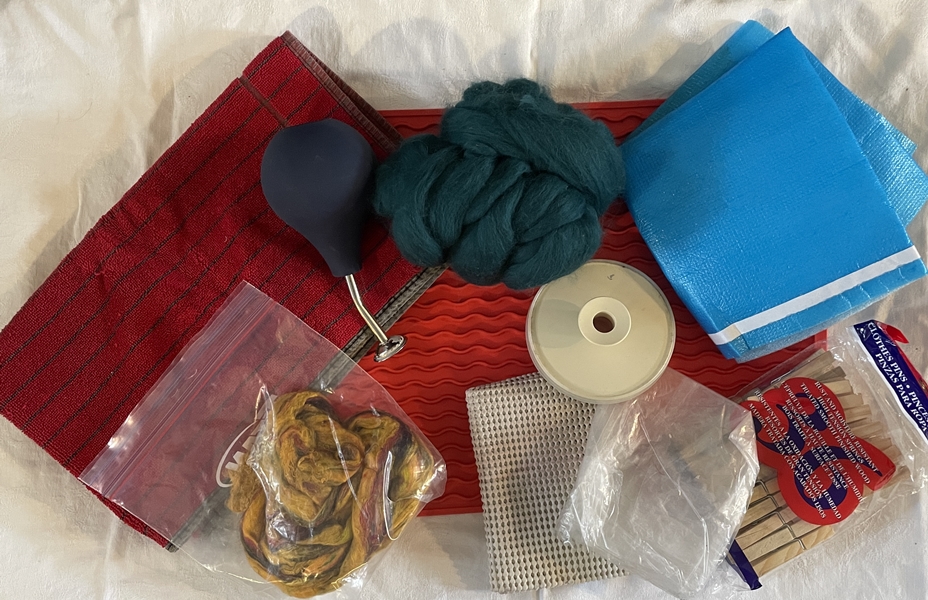 How to Make a 3D Felt Star – Felting and Fiber Studio