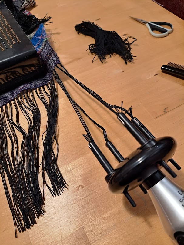 Fringe_Twister_strands – Felting and Fiber Studio